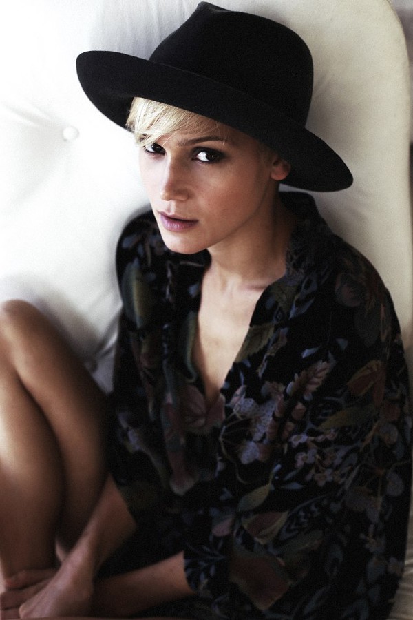 Face Modeling Photo 139969 by Agnes Fischer